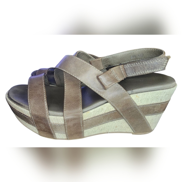 Antelope | Shoes | Antelope Wedge Sandals Womens 39 Eu 885 Us | Poshmark
